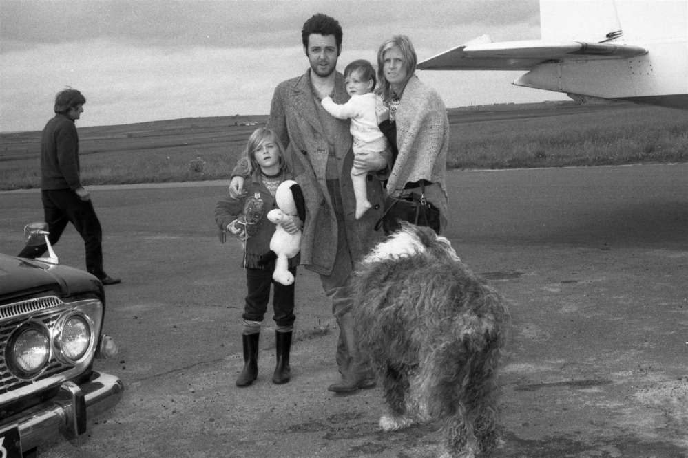 The story of Paul McCartney and Martha the dog. Lots of pictures ...